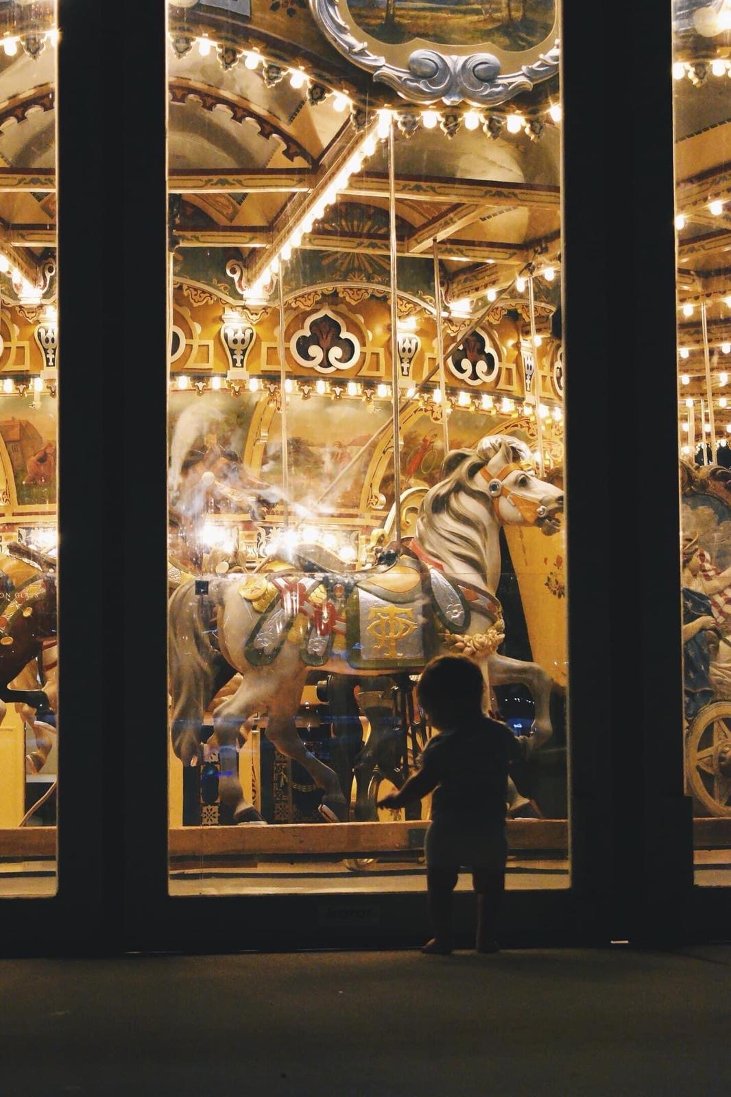 EL CARRUSEL – NO LE CULPES AL AMOR